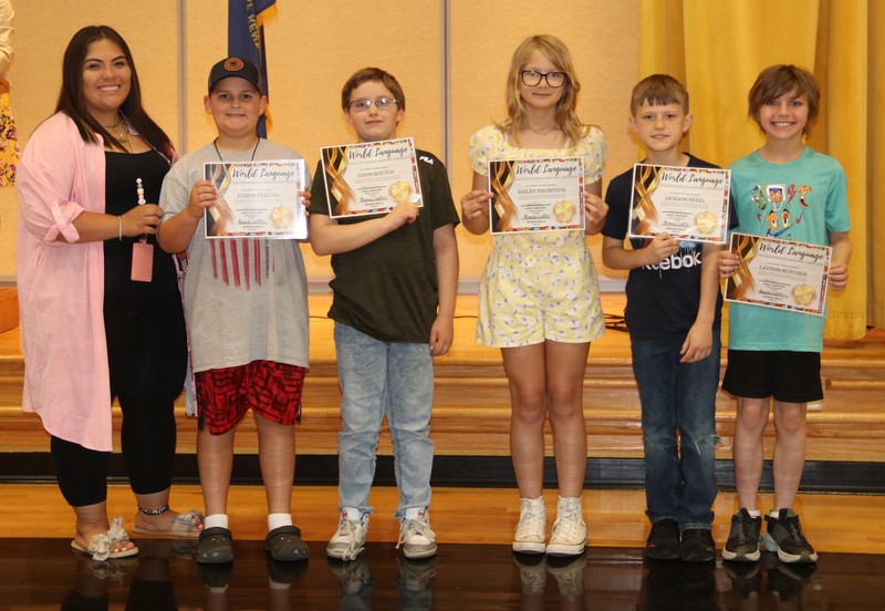 Cartmell Gives Awards to Students | Richard B. Cartmell Elementary